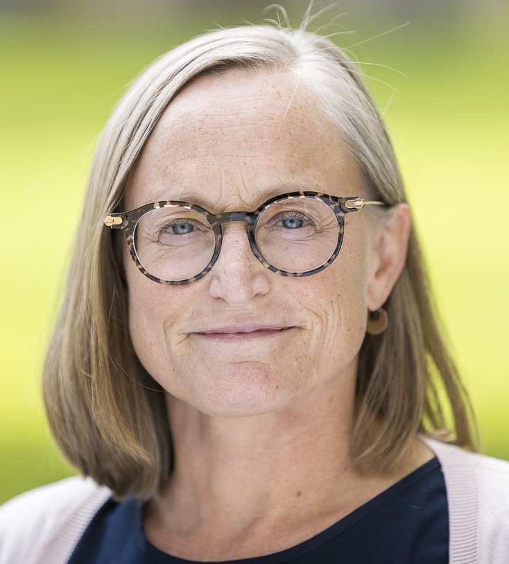 Jackie Starbird - American Studies - Macalester College