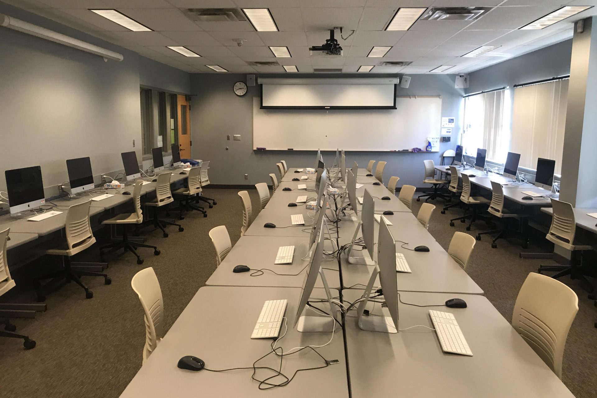 The ITS Help Desk is the first point of contact for the community to ...