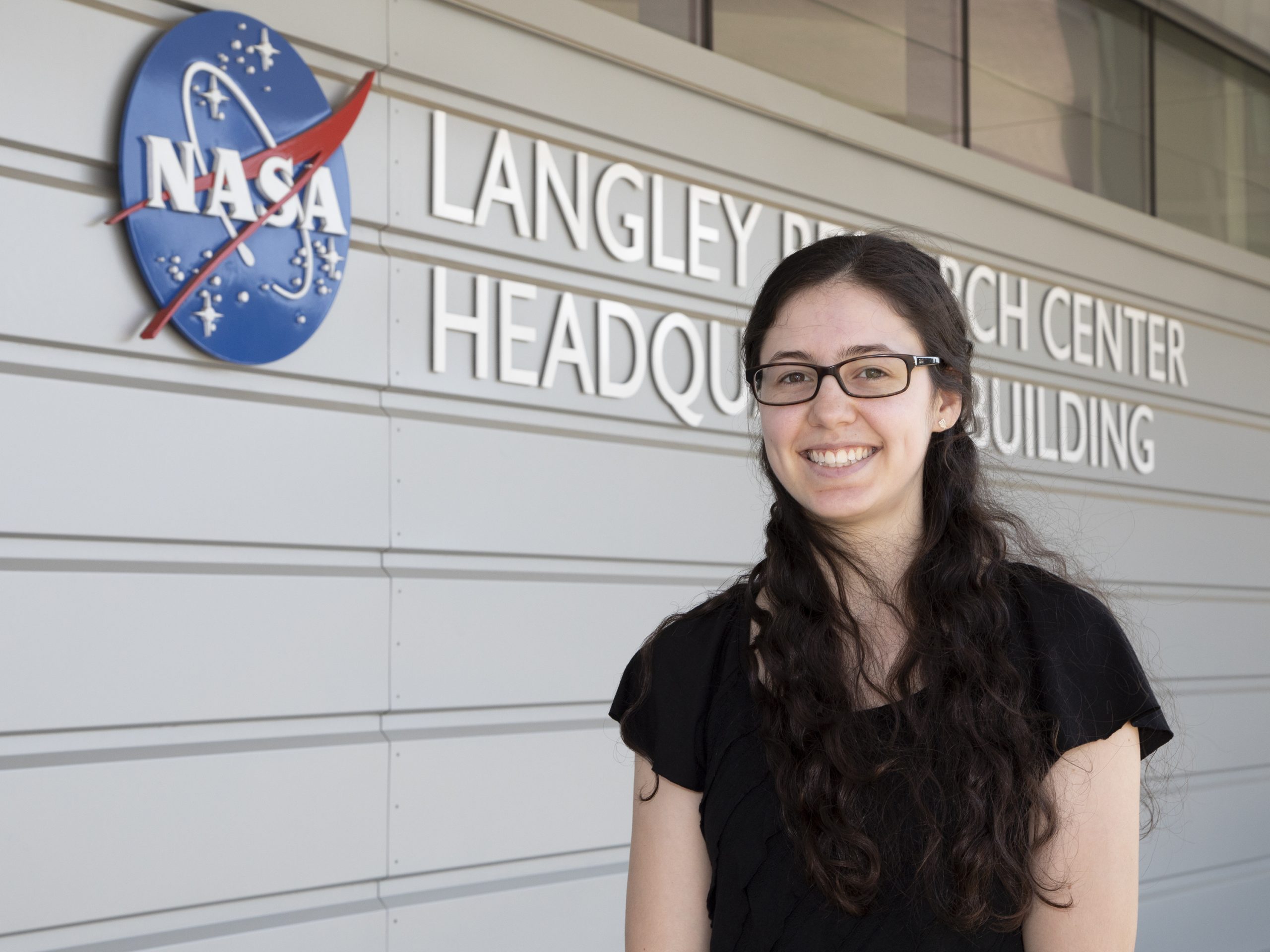 Printing a Better Way to Land on the Moon - News - News - Macalester ...