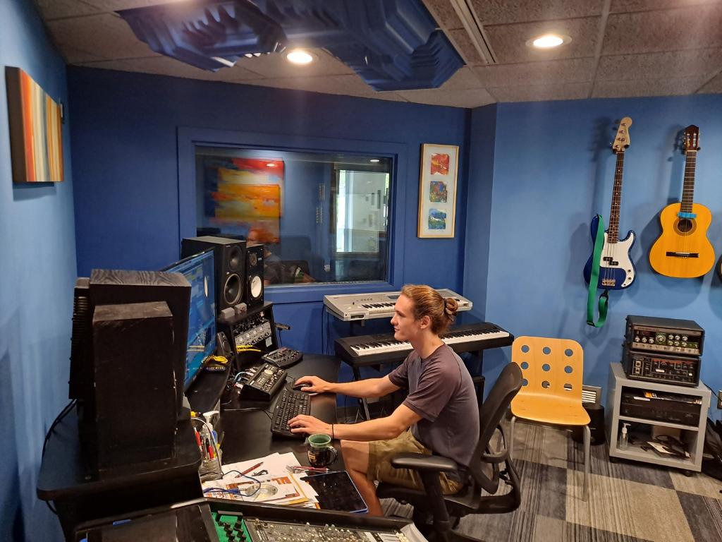 Exploring career interests - News - News - Macalester College