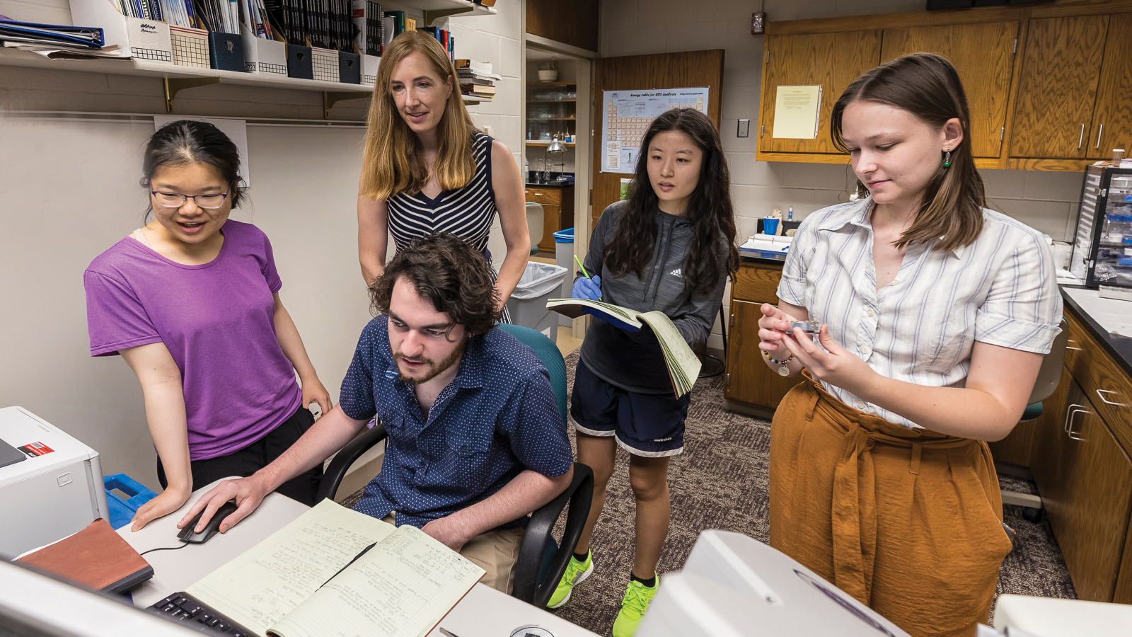 Making discoveries, becoming a researcher - News - News - Macalester ...