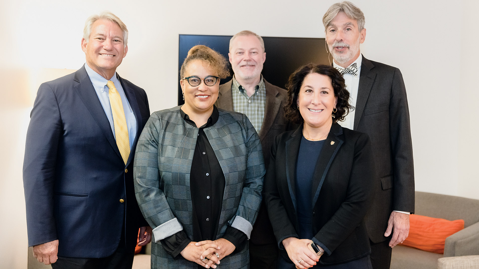 Learning Across the Aisle - News - News - Macalester College