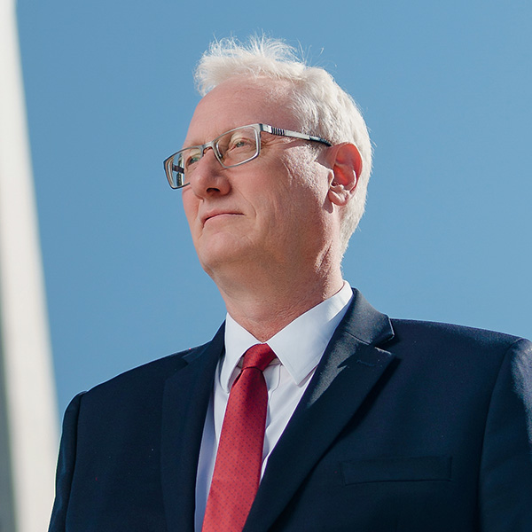 Celebrating Alumni Achievement - News - News - Macalester College