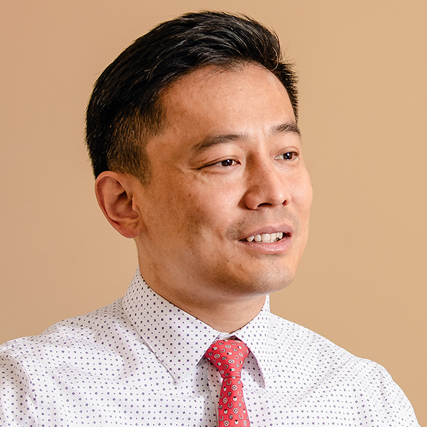 Celebrating Alumni Achievement - News - News - Macalester College