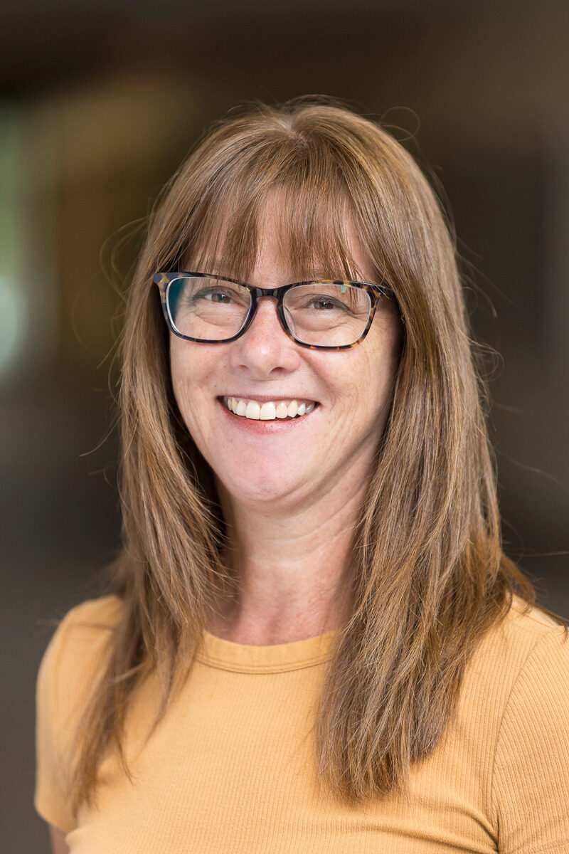 Cynthia Kauffeld - Spanish and Portuguese - Macalester College