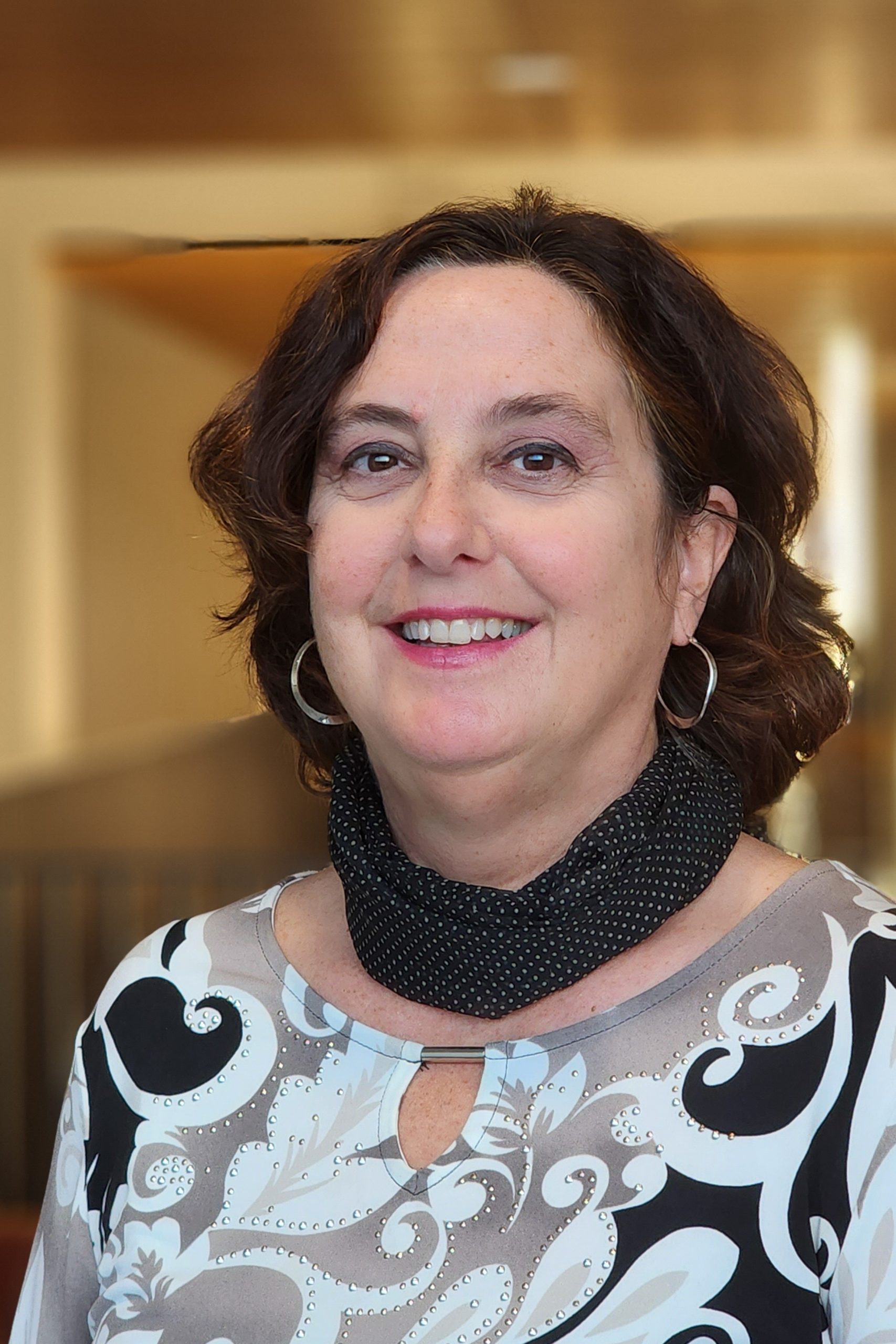 Rosa Rull-Montoya - Spanish and Portuguese - Macalester College