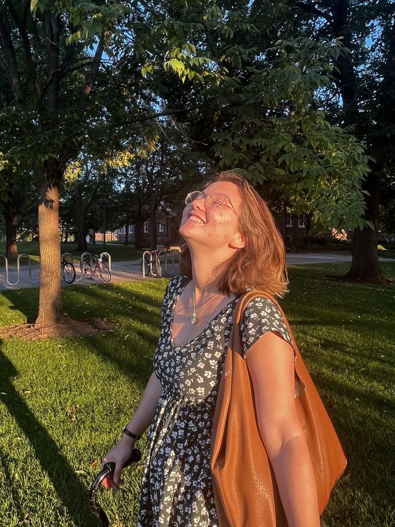 Chloë Moore ’24 - The Words - Macalester College