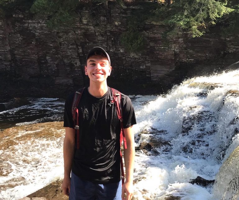 Wordplay with Gabriel Fisch - The Words - Macalester College